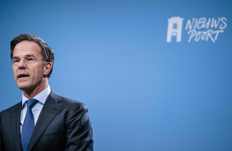 Dutch prime minister apologizes to Srebrenica peacekeepers