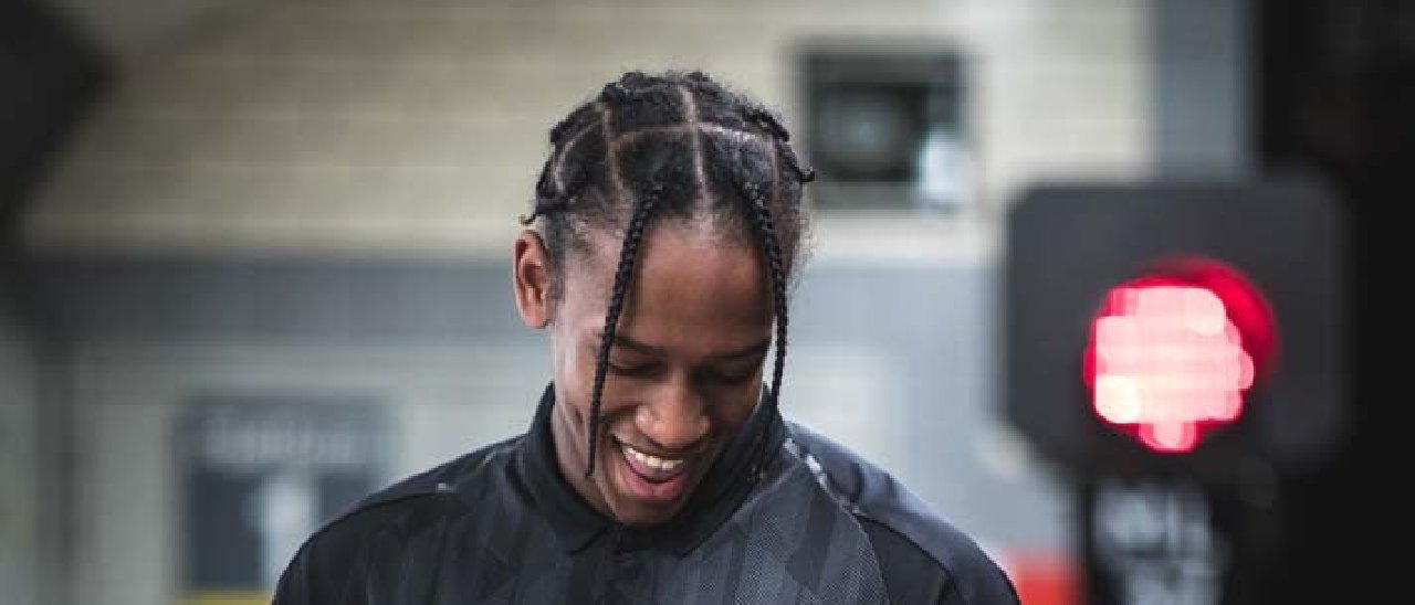 New Balance’dan Liverpool’a Özel Forma Tasarımı