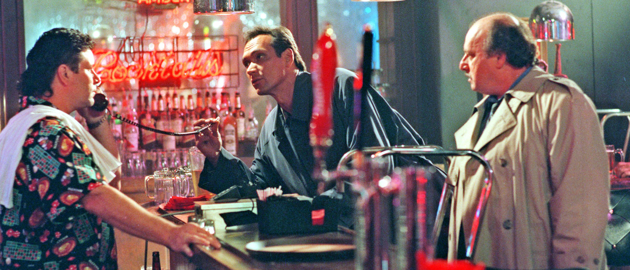 Barmen ile Nasıl Konuşulur?: 5 Adımda Bar Keyfinizi Artırmanın Yolu