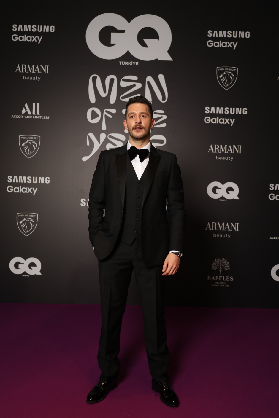 GQ MOTY 2022 Kırmızı Halı